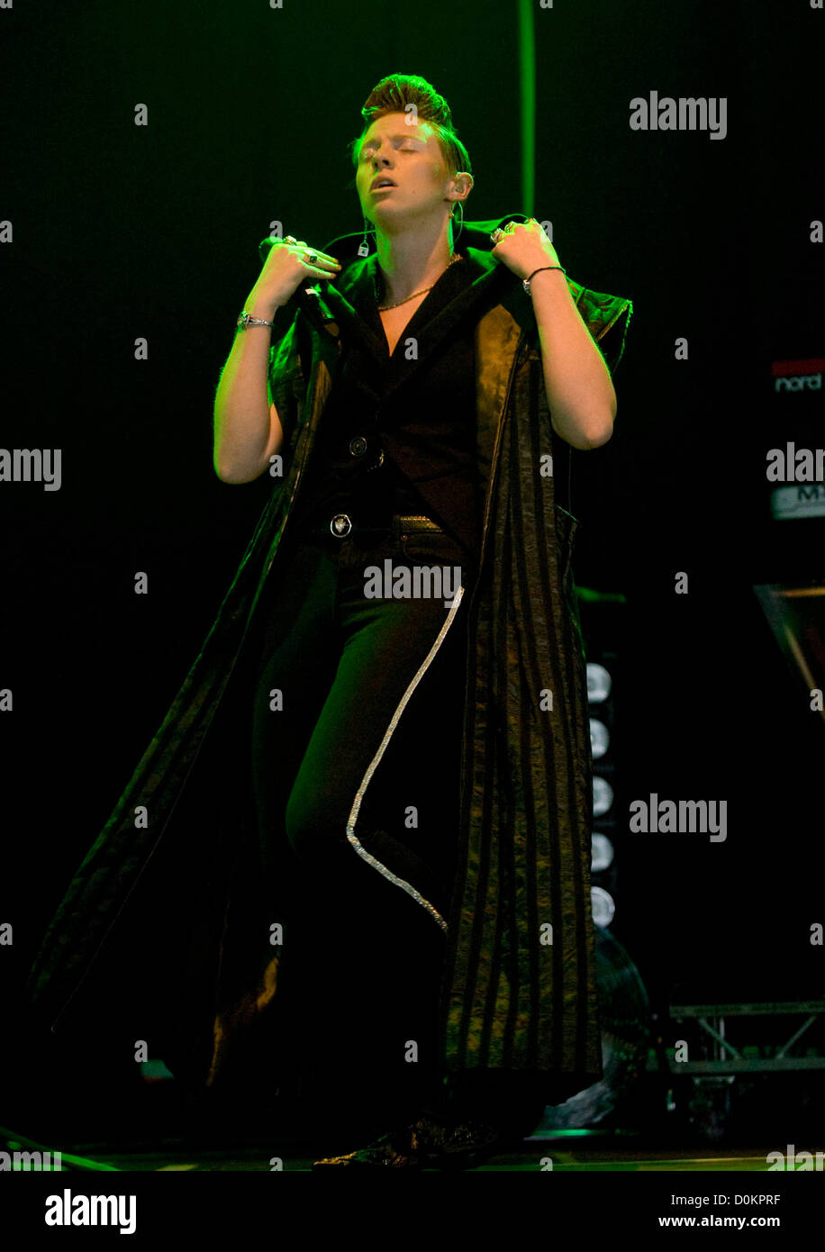 Eleanor kate jackson la roux -Fotos und -Bildmaterial in hoher ...