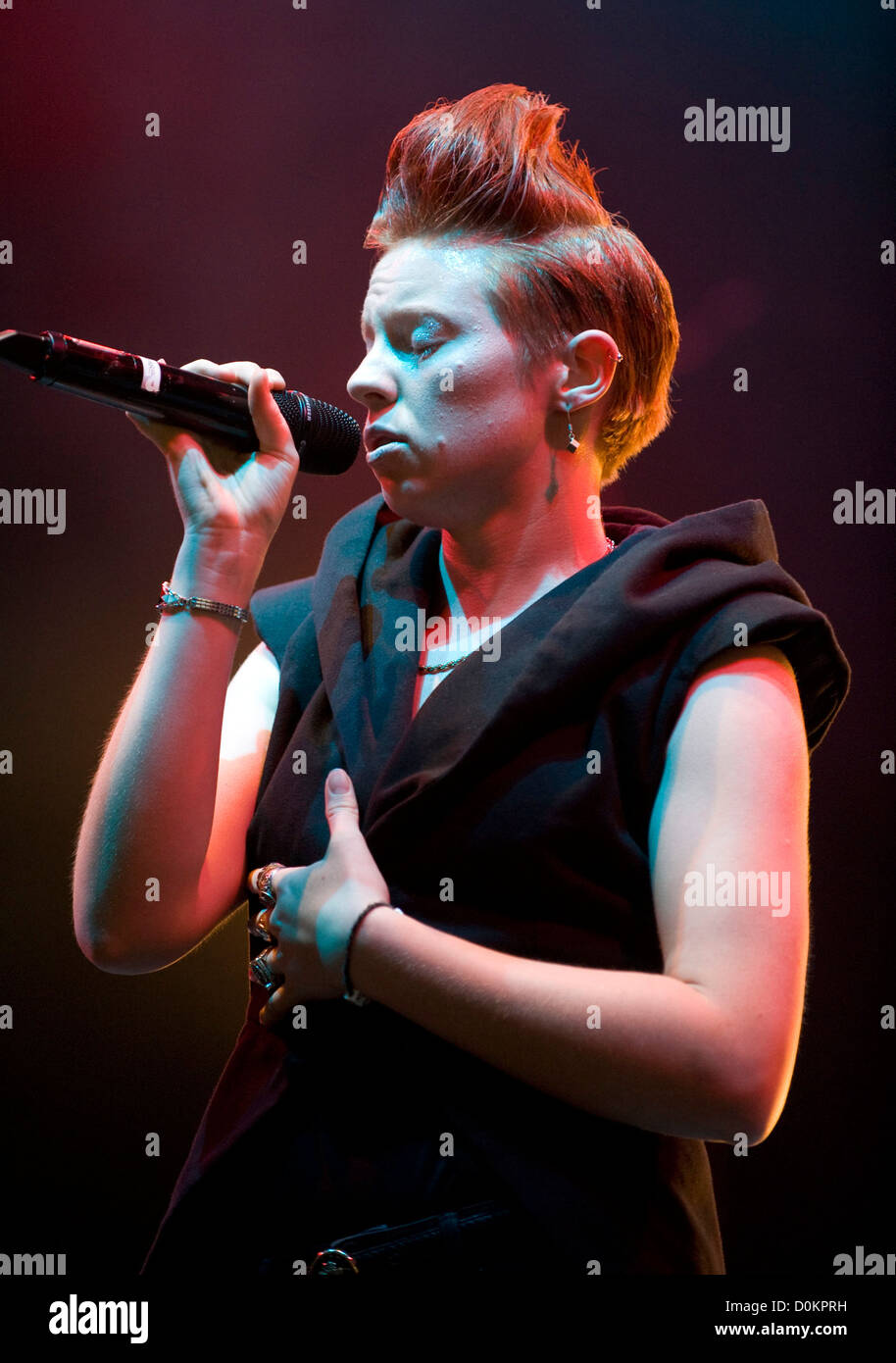 Eleanor kate jackson la roux -Fotos und -Bildmaterial in hoher ...