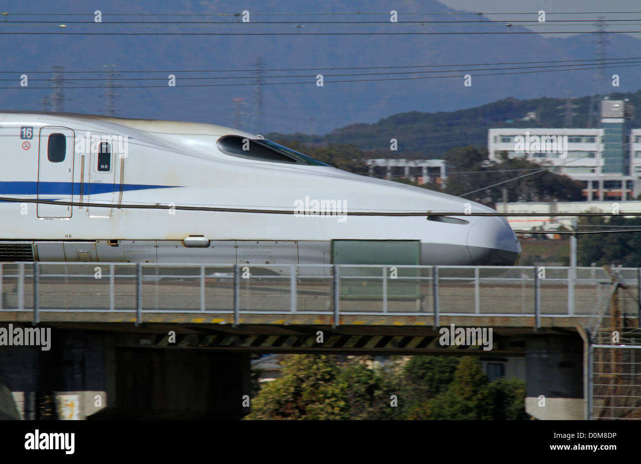 N700 shinkansen -Fotos und -Bildmaterial in hoher Auflösung – Alamy