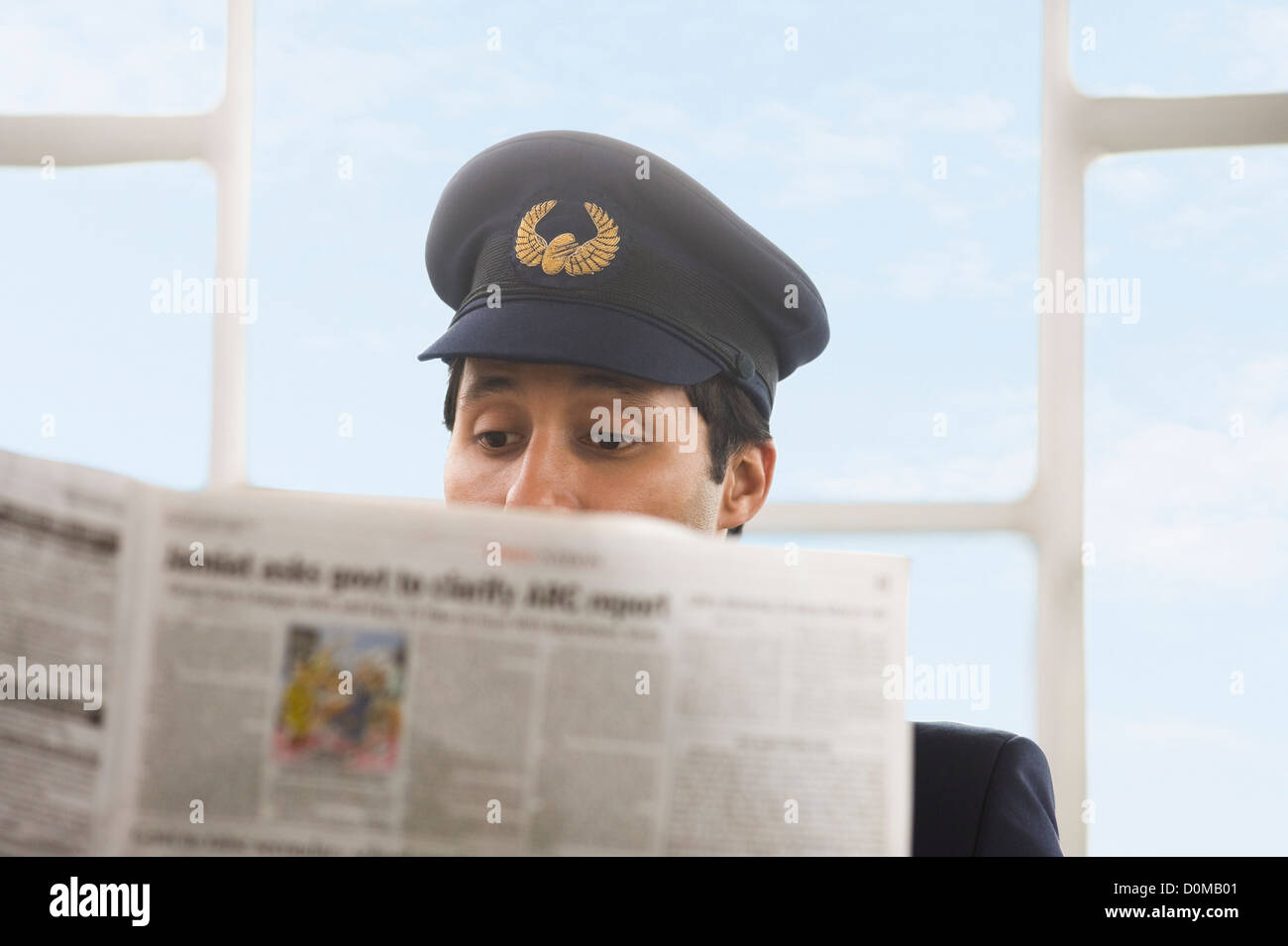 Pilot lesung papier -Fotos und -Bildmaterial in hoher Auflösung – Alamy