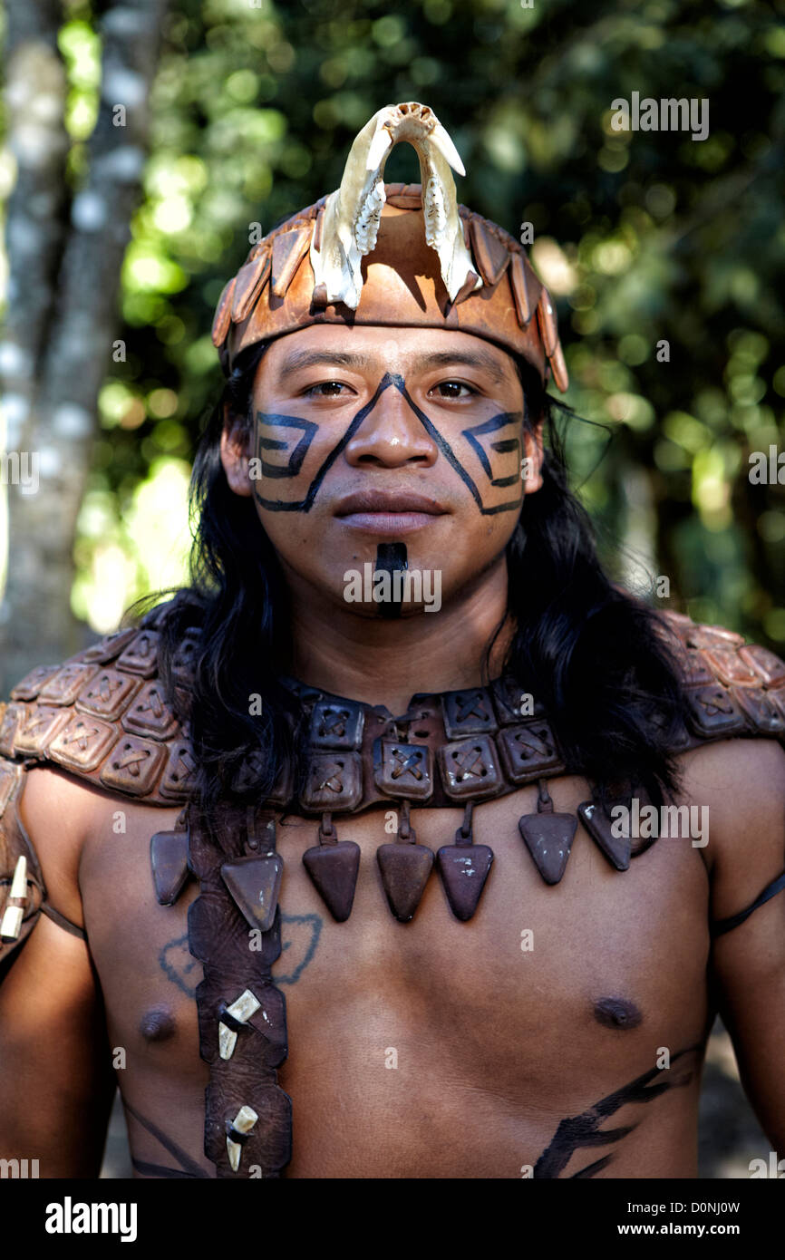 Porträt eines Maya-Krieger im Ek Balam, Temozón, Mexiko Stockfotografie ...