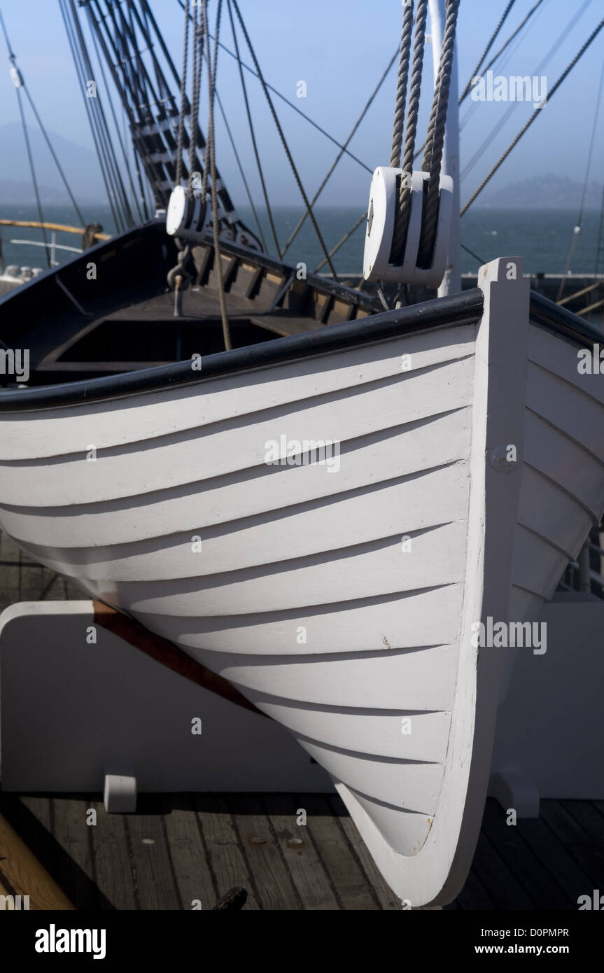 Vintage rettungsboot -Fotos und -Bildmaterial in hoher Auflösung – Alamy