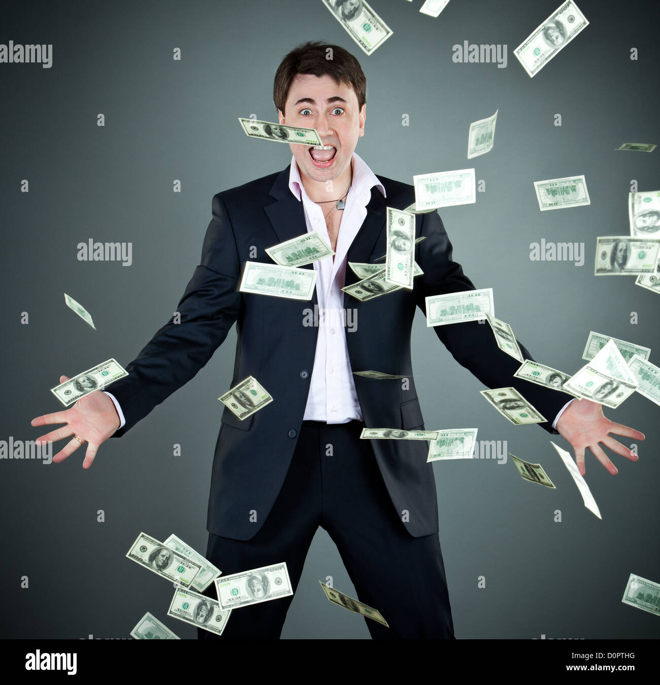 Wirft geld -Fotos und -Bildmaterial in hoher Auflösung – Alamy