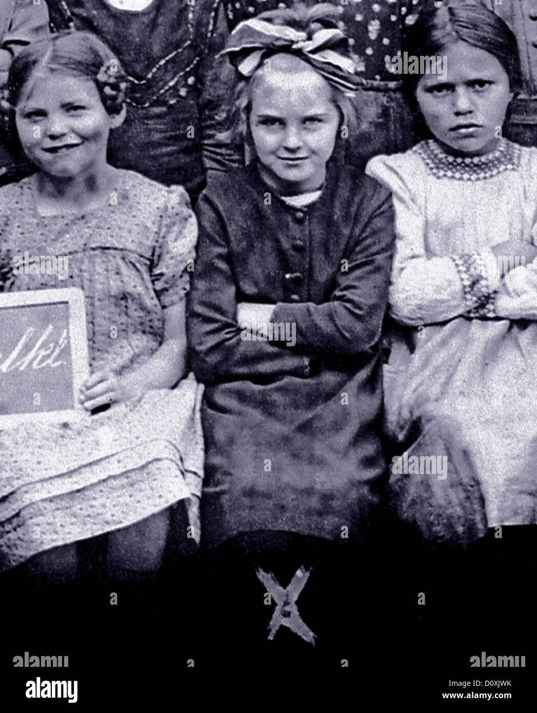 Adolf hitler school -Fotos und -Bildmaterial in hoher Auflösung – Alamy