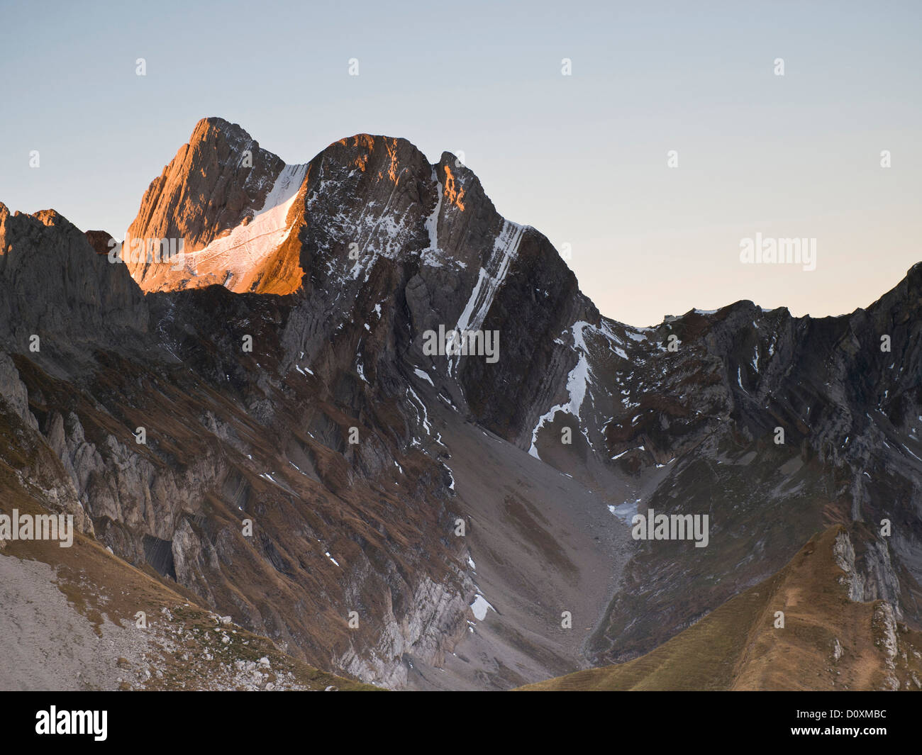 Kette alpen -Fotos und -Bildmaterial in hoher Auflösung – Alamy