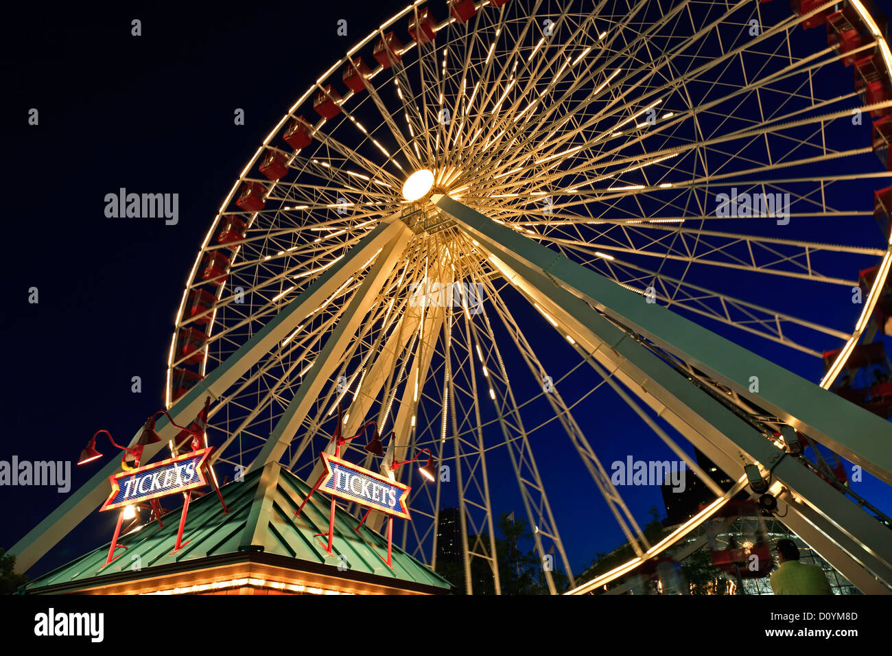 Marine pier riesenrad sommer -Fotos und -Bildmaterial in hoher ...