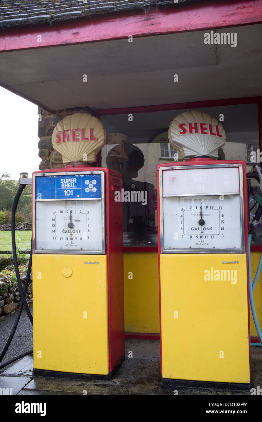 Alten Shell Benzin Pumpen, England, UK Stockfotografie - Alamy