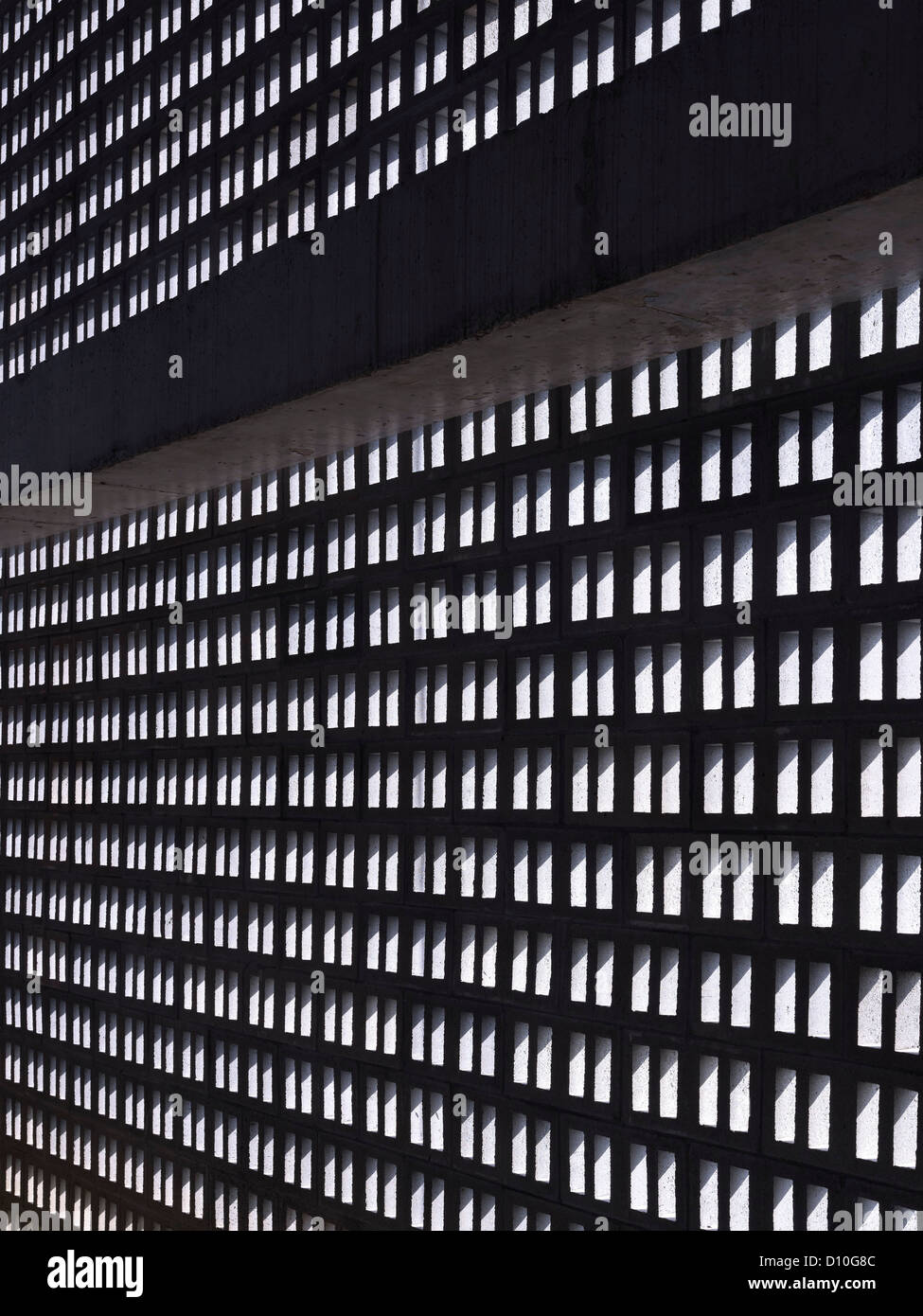 PJ Trade Centre, Damansar, Kuala Lumpur, Malaysia. Architekt: Kevin Low ...