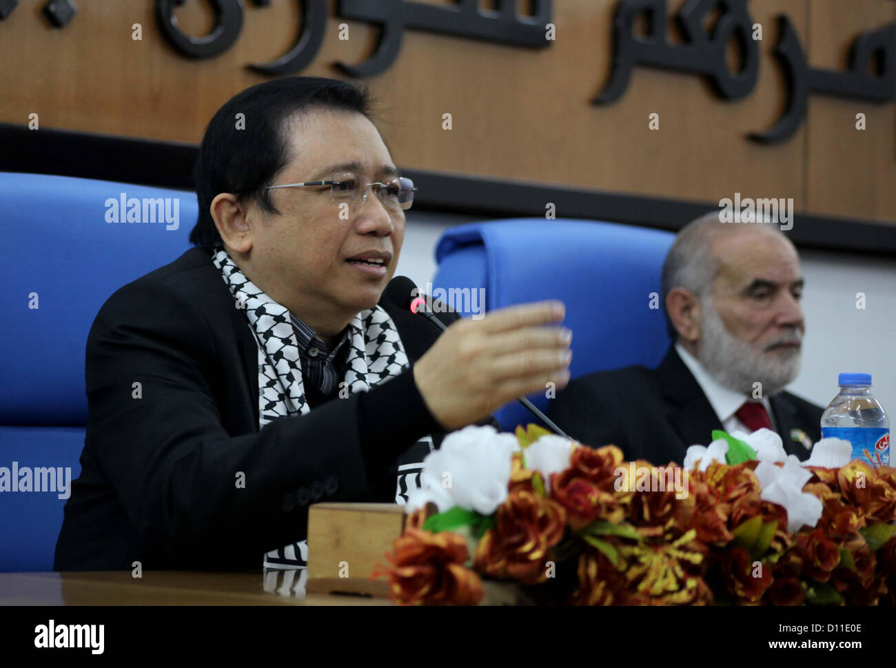 5. Dezember 2012 - Gaza-Stadt, Gazastreifen, Palästinensische Autonomiegebiete - der Sprecher ...