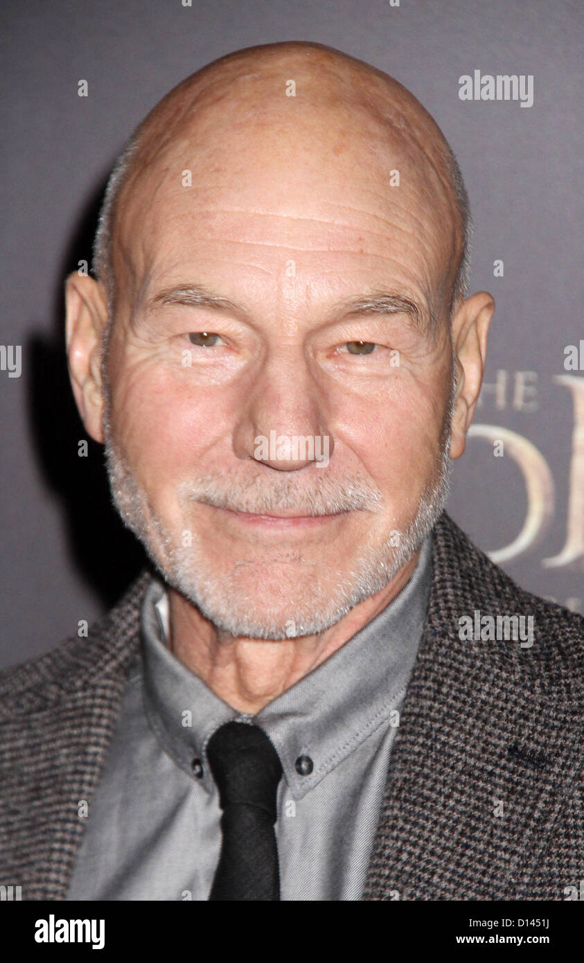 Patrick stewart premiere der hobbit -Fotos und -Bildmaterial in hoher ...