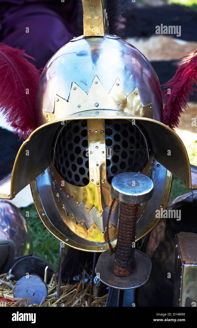 Gladiator rome sword -Fotos und -Bildmaterial in hoher Auflösung – Alamy