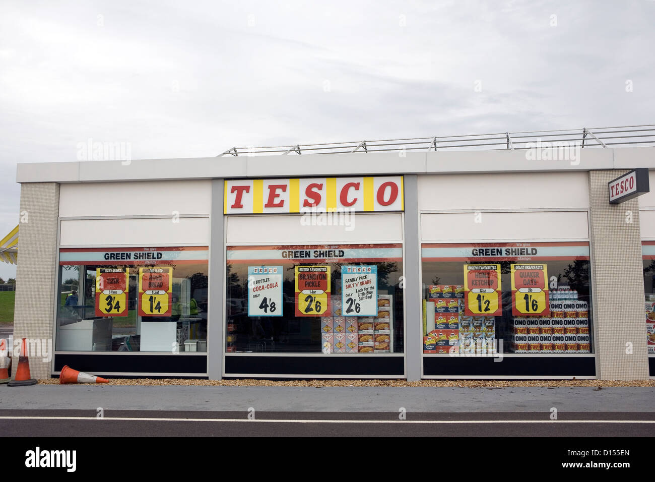 Tesco ladenfront -Fotos und -Bildmaterial in hoher Auflösung – Alamy