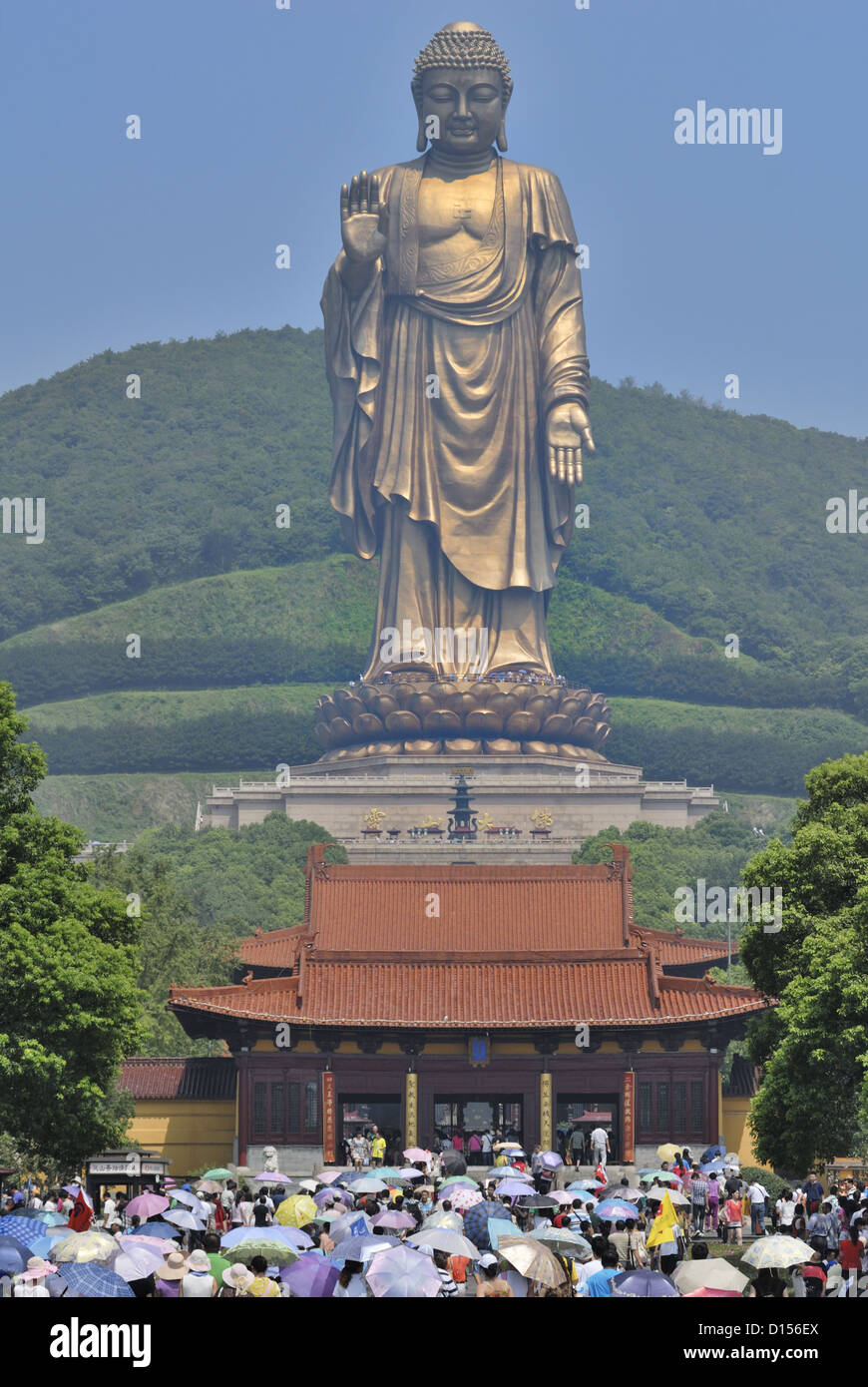 Jiangsu province wuxi lingshan buddha -Fotos und -Bildmaterial in hoher ...