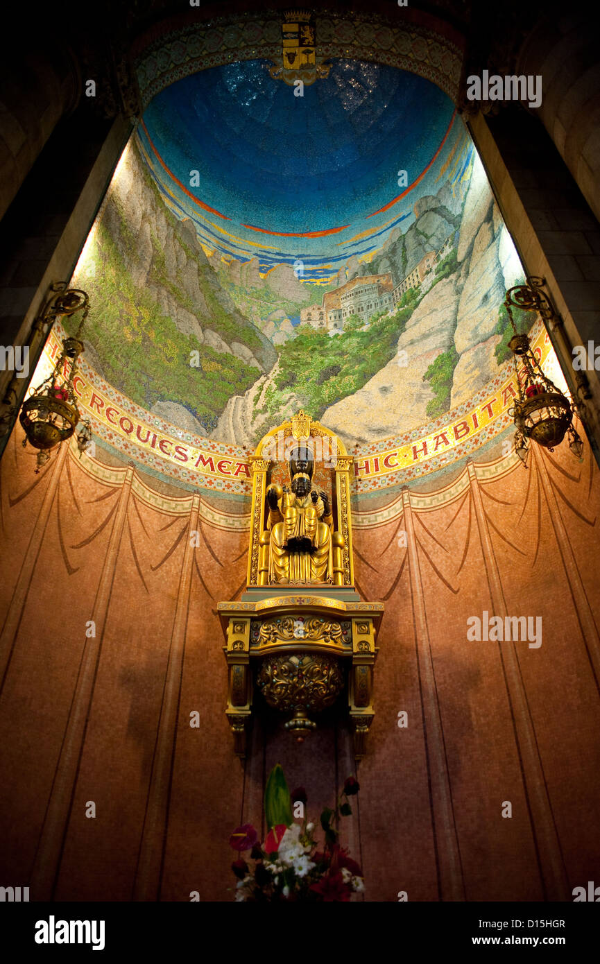 Der altar wurde eingeweiht -Fotos und -Bildmaterial in hoher Auflösung ...