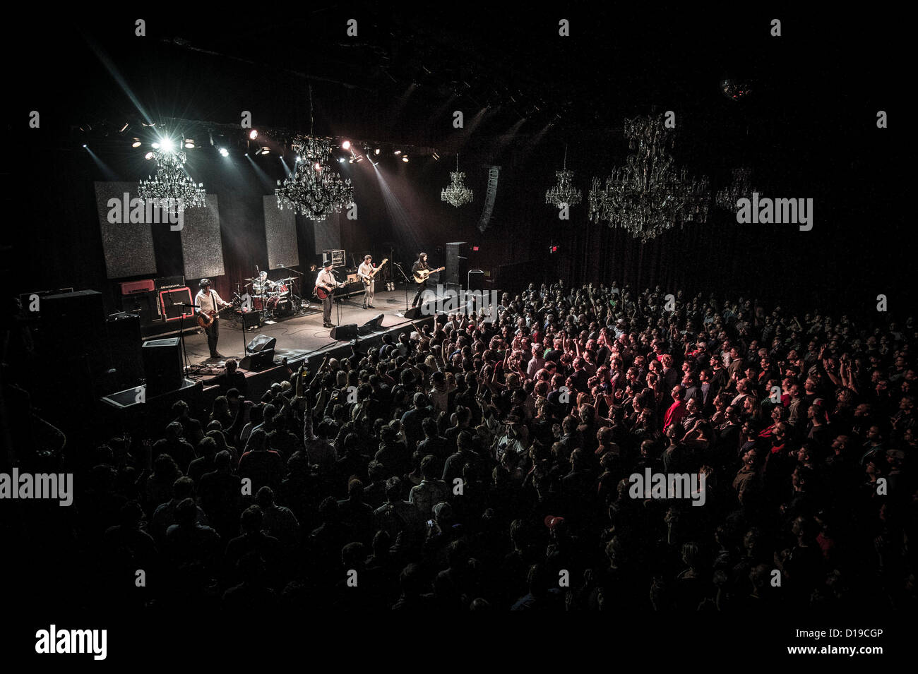 Schlagzeuger johnny fay -Fotos und -Bildmaterial in hoher Auflösung – Alamy