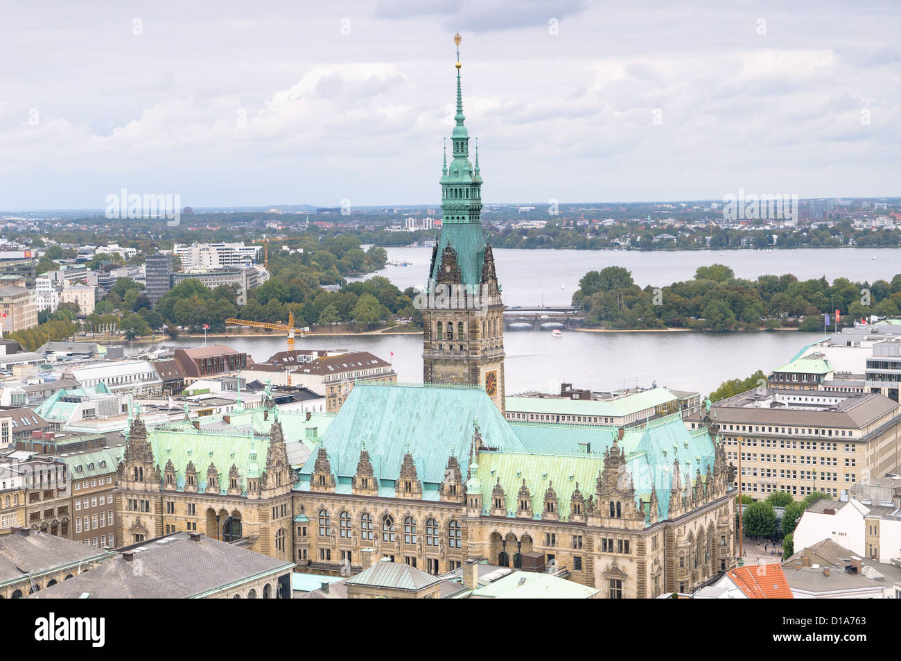 Hamburger Rathaus von oben - Hamburger Rathaus - Hamburg, Deutschland ...