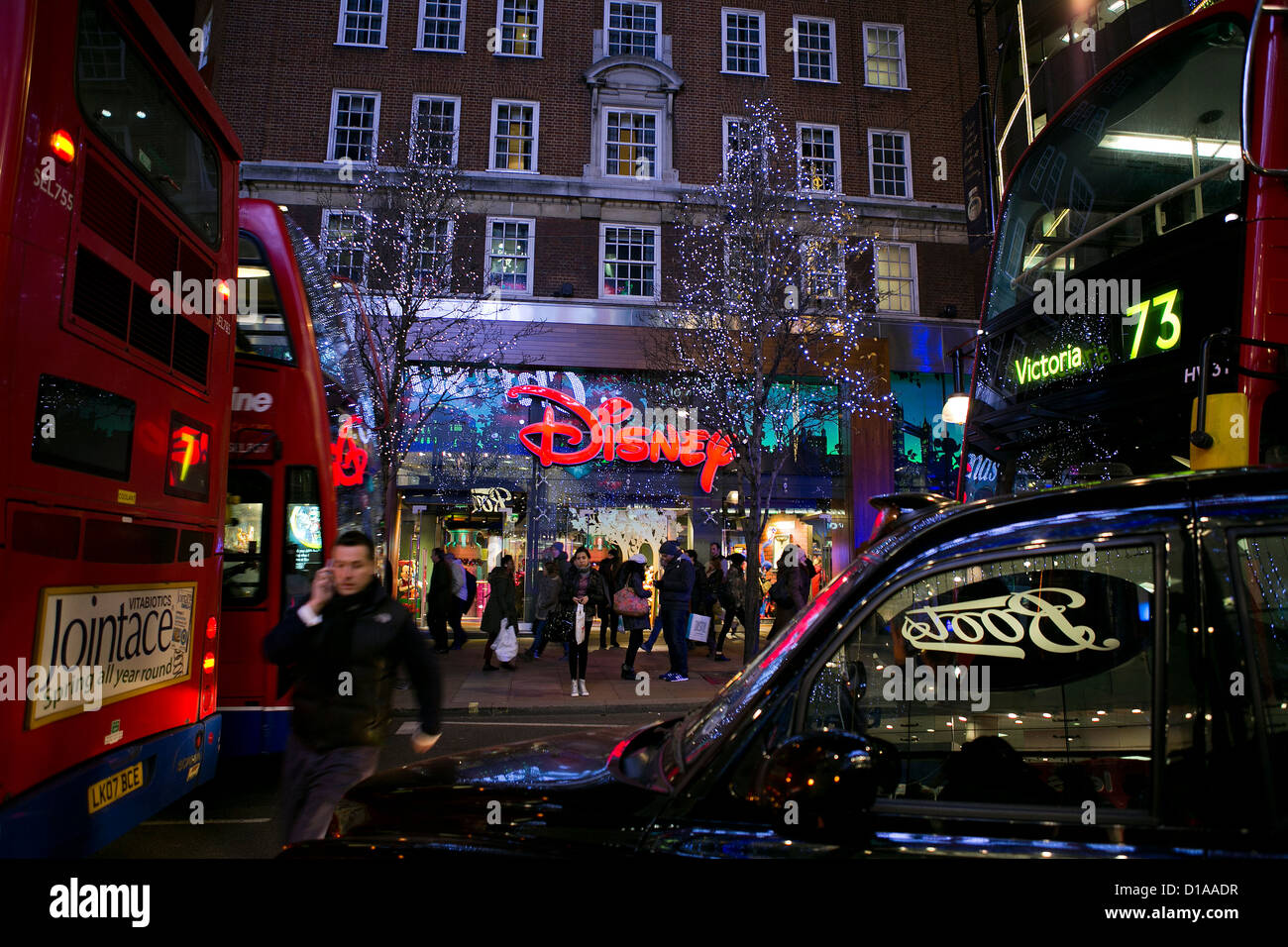 Disney london -Fotos und -Bildmaterial in hoher Auflösung – Alamy