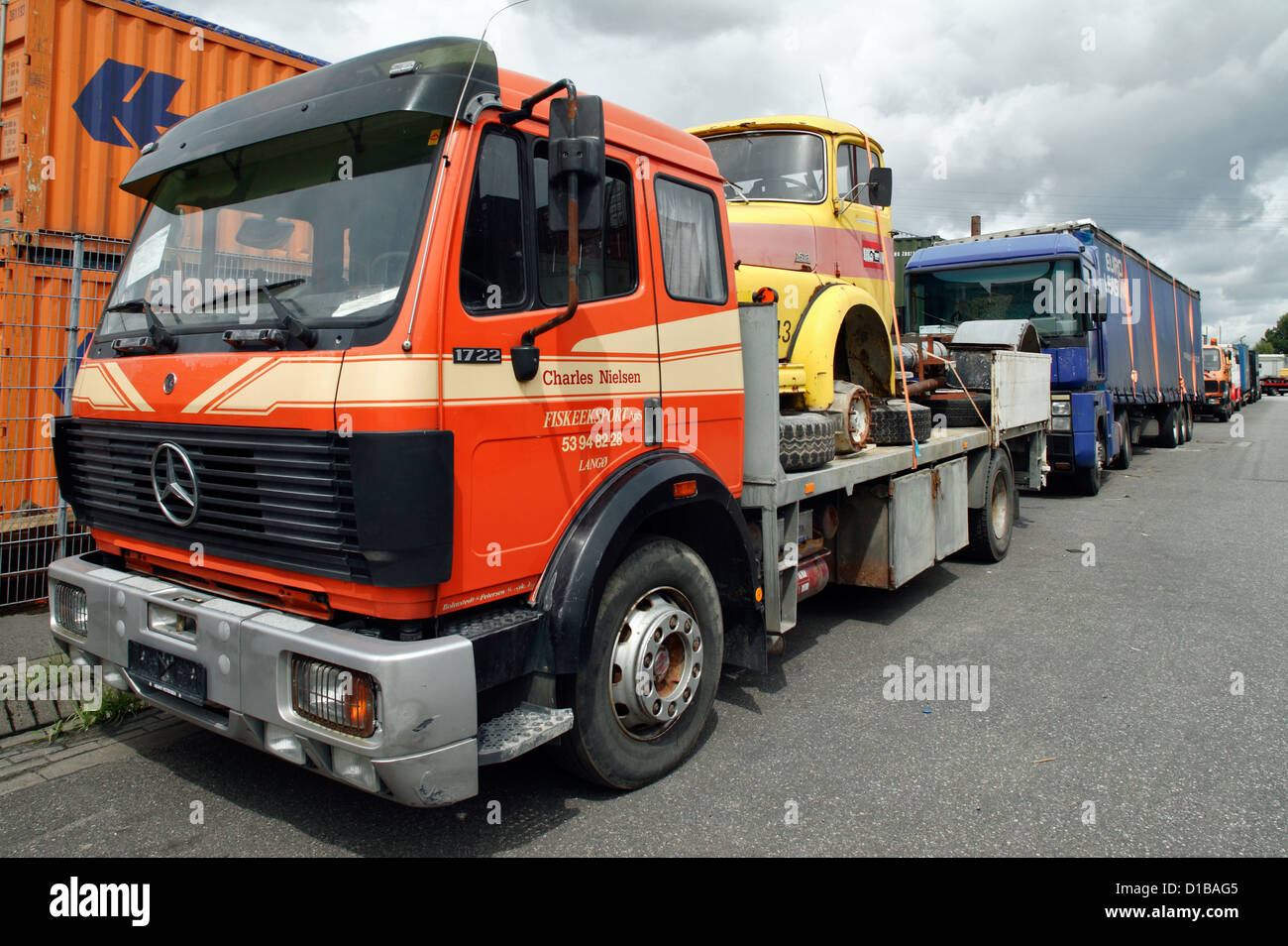 Alter mercedes lkw -Fotos und -Bildmaterial in hoher Auflösung – Alamy