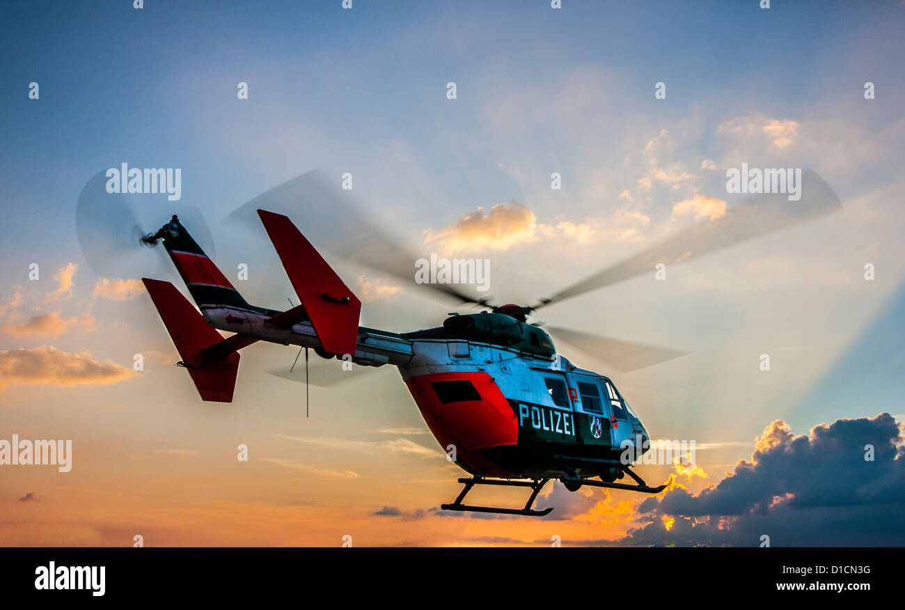 Polizei hubschrauberstaffel pilot -Fotos und -Bildmaterial in hoher ...