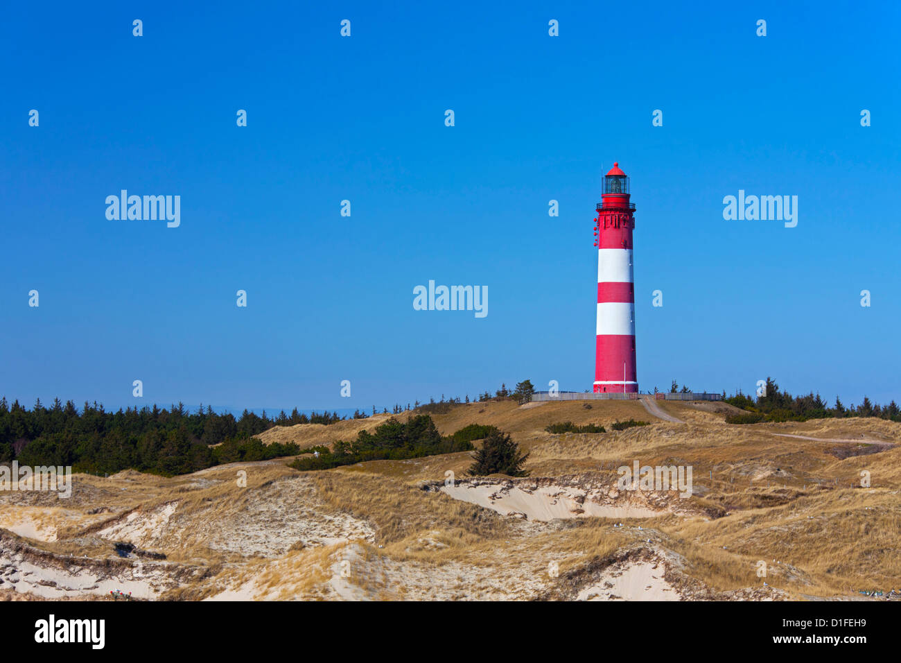 Rot weisser leuchtturm -Fotos und -Bildmaterial in hoher Auflösung – Alamy