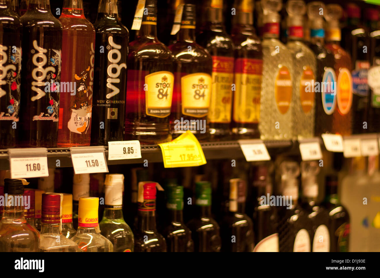 Schnaps supermarkt -Fotos und -Bildmaterial in hoher Auflösung – Alamy
