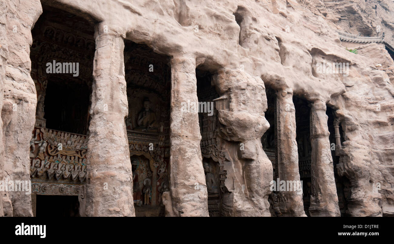 Buddha-Statuen in Yungang Grotten ist eines der größten - Skala alten ...