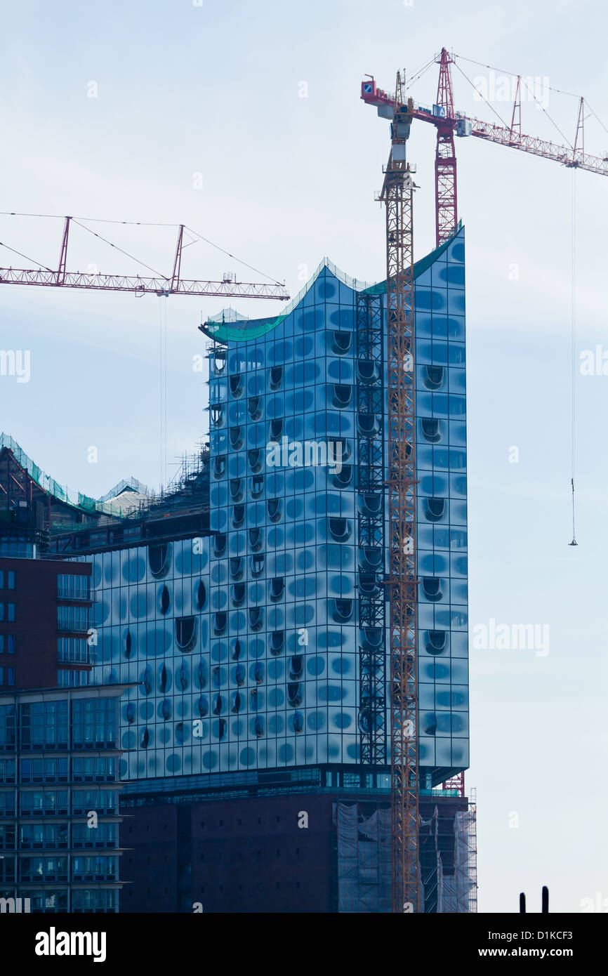 Elbphilharmonie opera house -Fotos und -Bildmaterial in hoher Auflösung ...