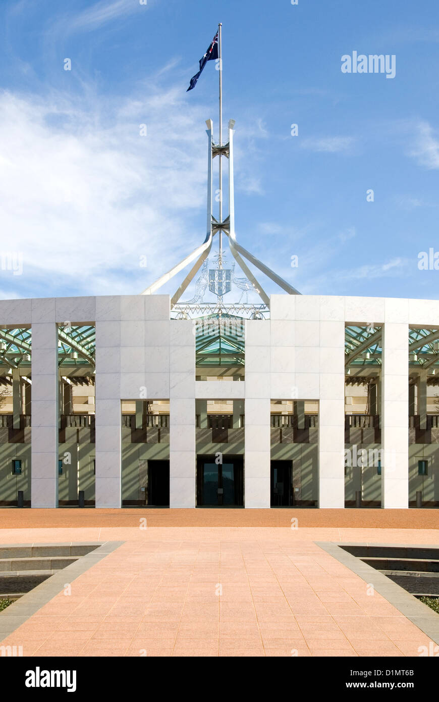 Canberra parliament house courtyard -Fotos und -Bildmaterial in hoher ...