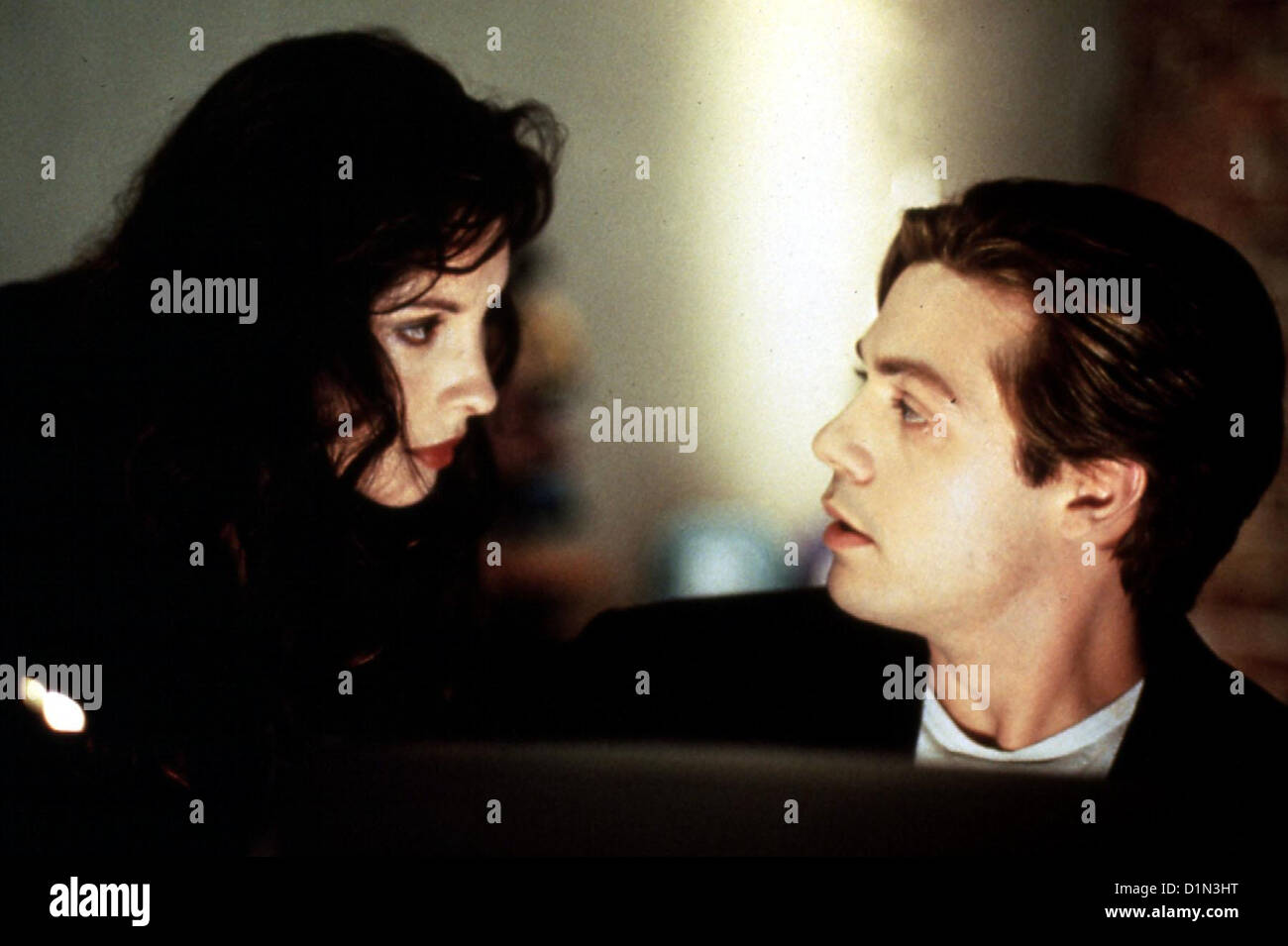 Hellraiser Iv – Bloodline Hellraiser Iv Valentina Vargas, Bruce Ramsey ...