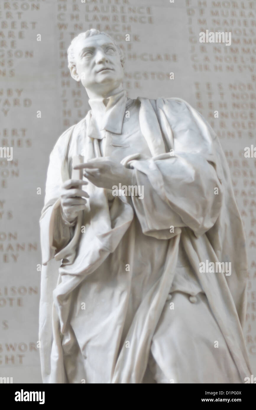 Sir isaac newton statue trinity college -Fotos und -Bildmaterial in ...