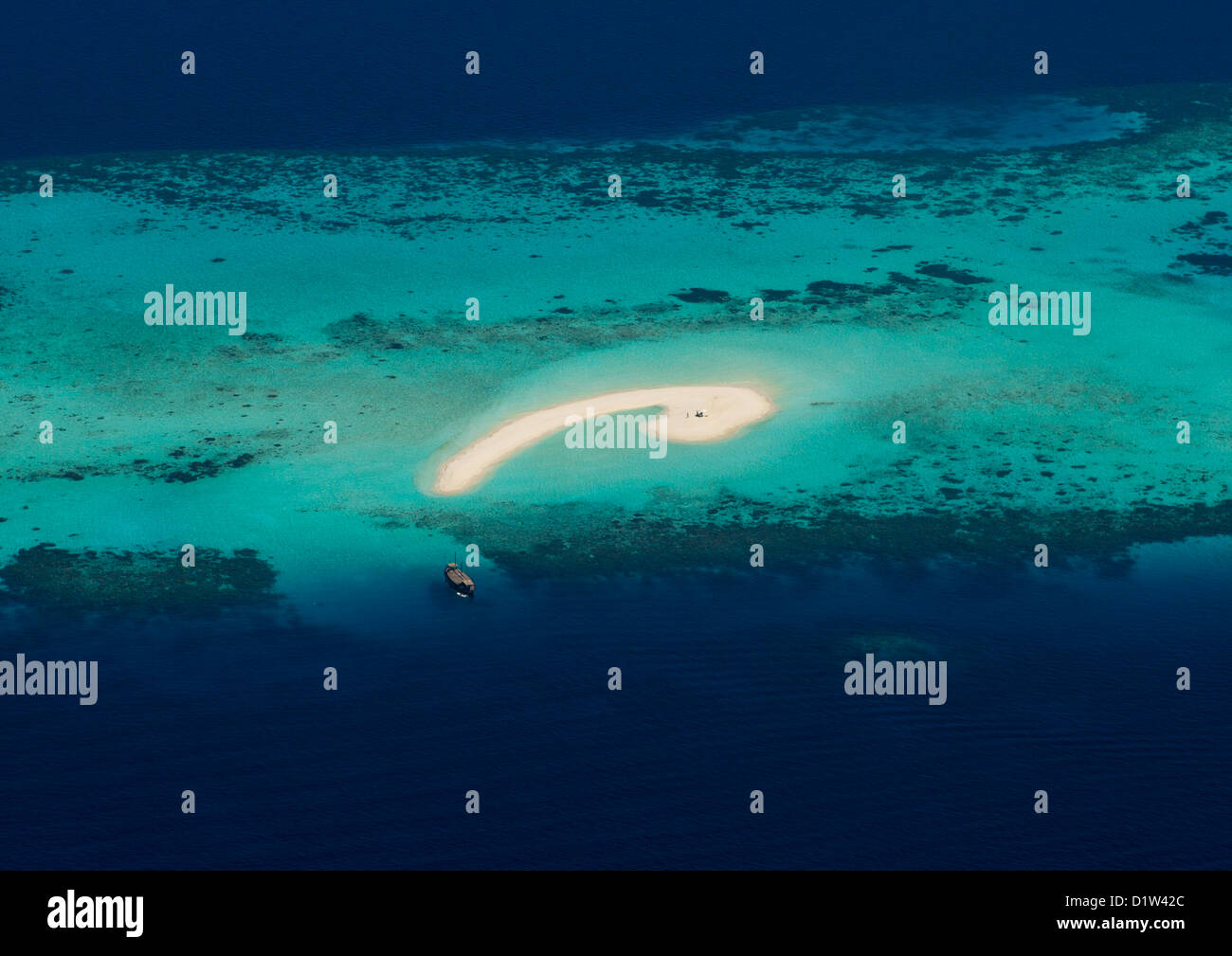 Male maldives aerial -Fotos und -Bildmaterial in hoher Auflösung ...