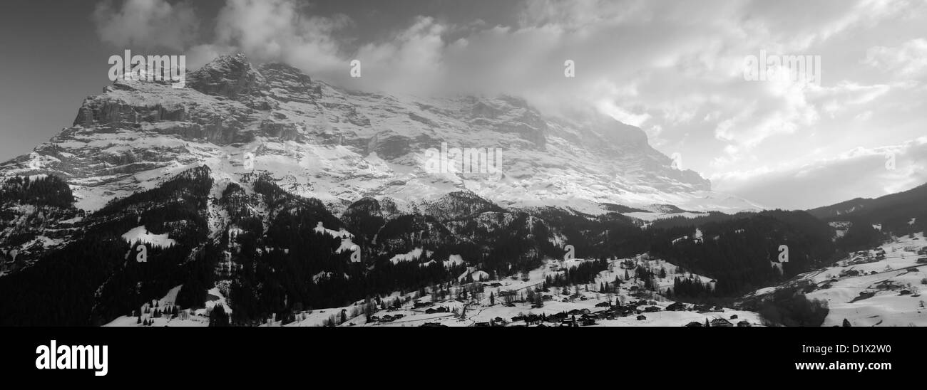 Winterschnee, Nordwand des Berges Eiger Grindelwald Skigebiet ...