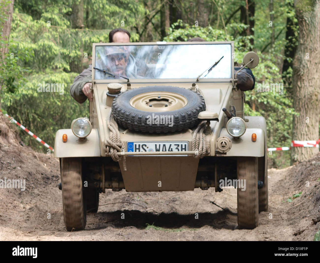 Vw typ 82 -Fotos und -Bildmaterial in hoher Auflösung – Alamy