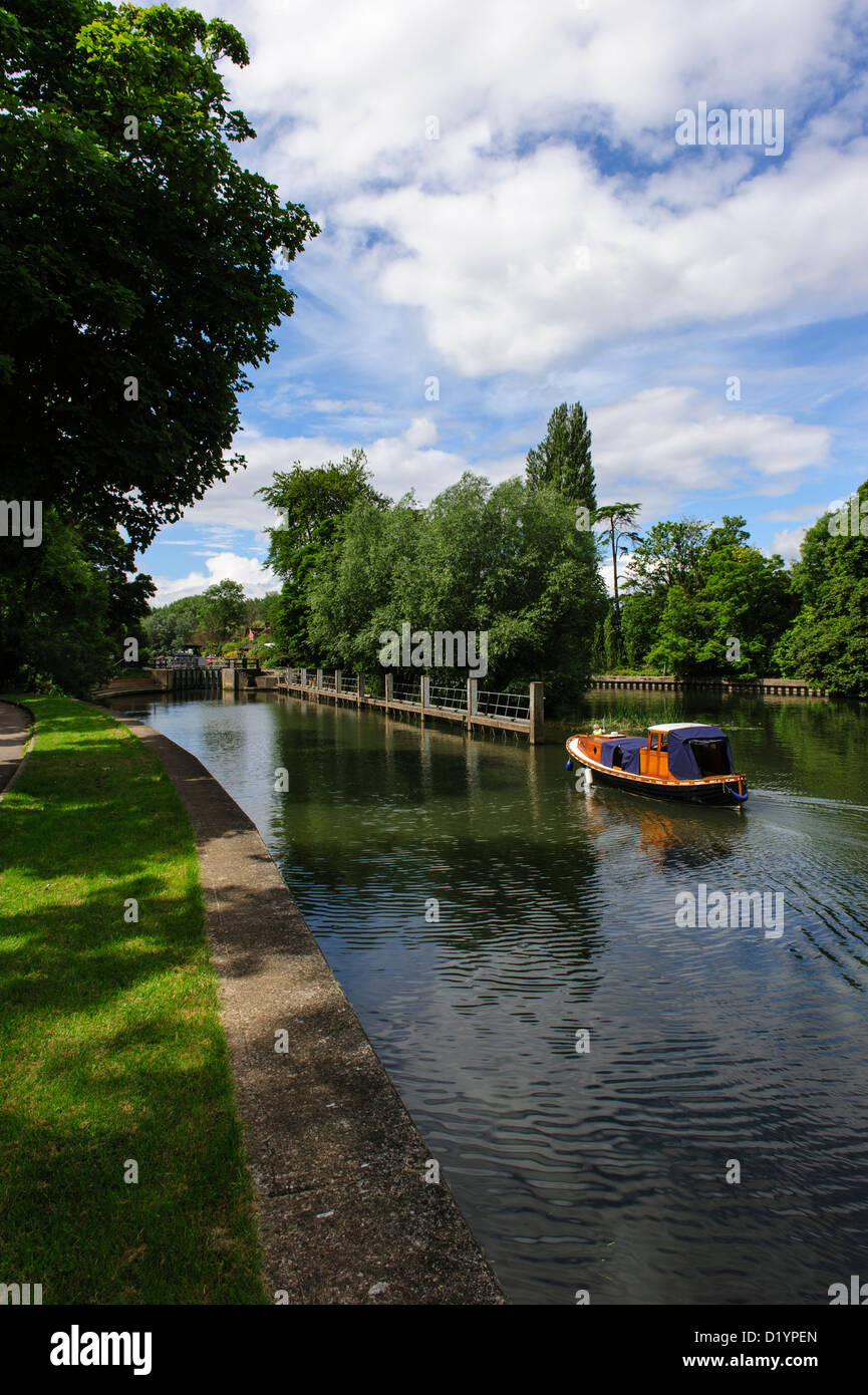 Themse damm -Fotos und -Bildmaterial in hoher Auflösung – Alamy
