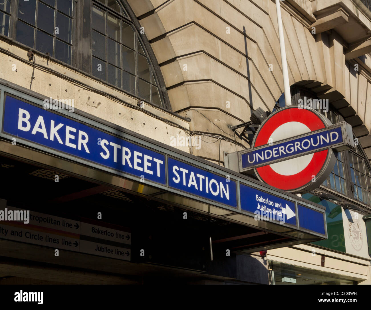 Baker street station london -Fotos und -Bildmaterial in hoher Auflösung ...