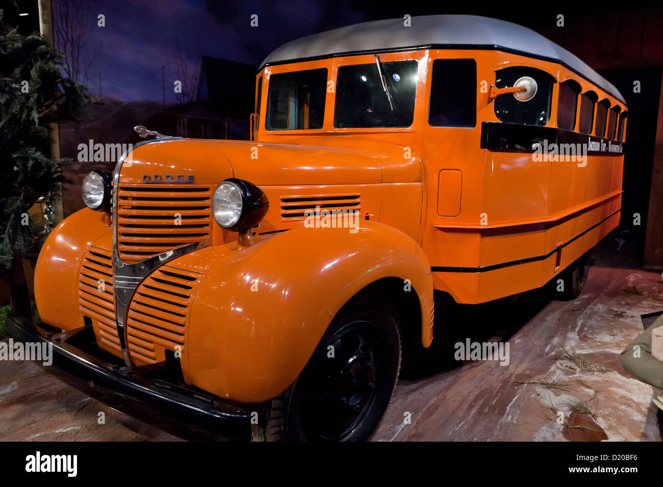 1950er jahre bus -Fotos und -Bildmaterial in hoher Auflösung – Alamy