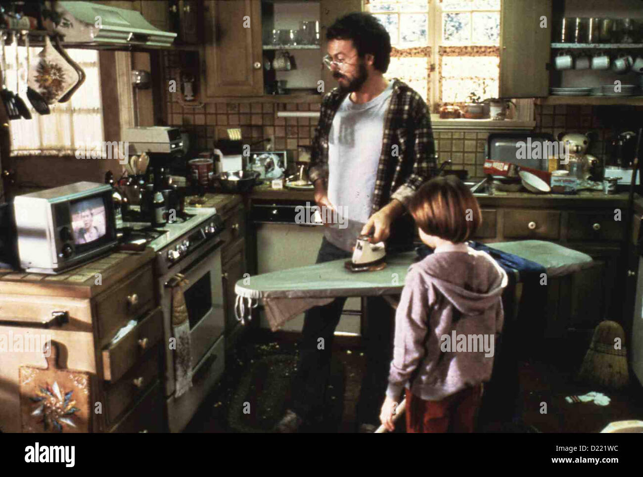 Mr. Mom Mr Mom Jack (Michael Keaton) *** lokalen Caption *** 1983 ...