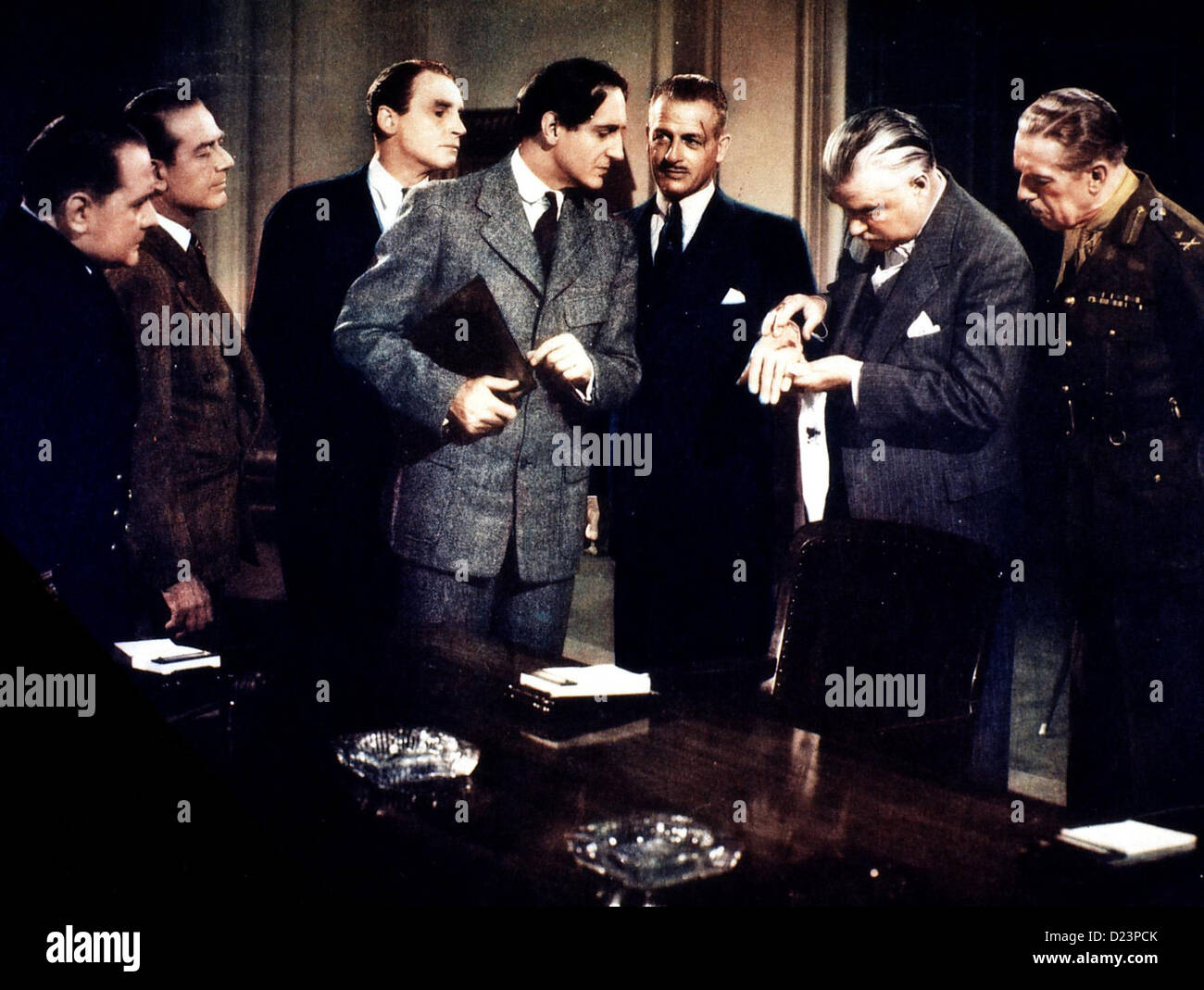 Sherlock holmes basil rathbone -Fotos und -Bildmaterial in hoher ...