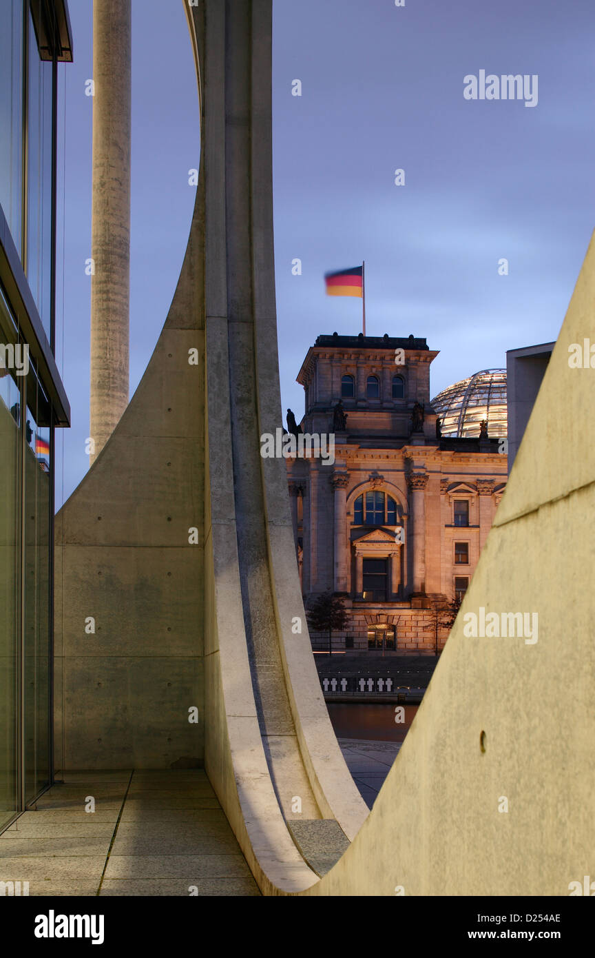 Bibliothek reichstag -Fotos und -Bildmaterial in hoher Auflösung – Alamy