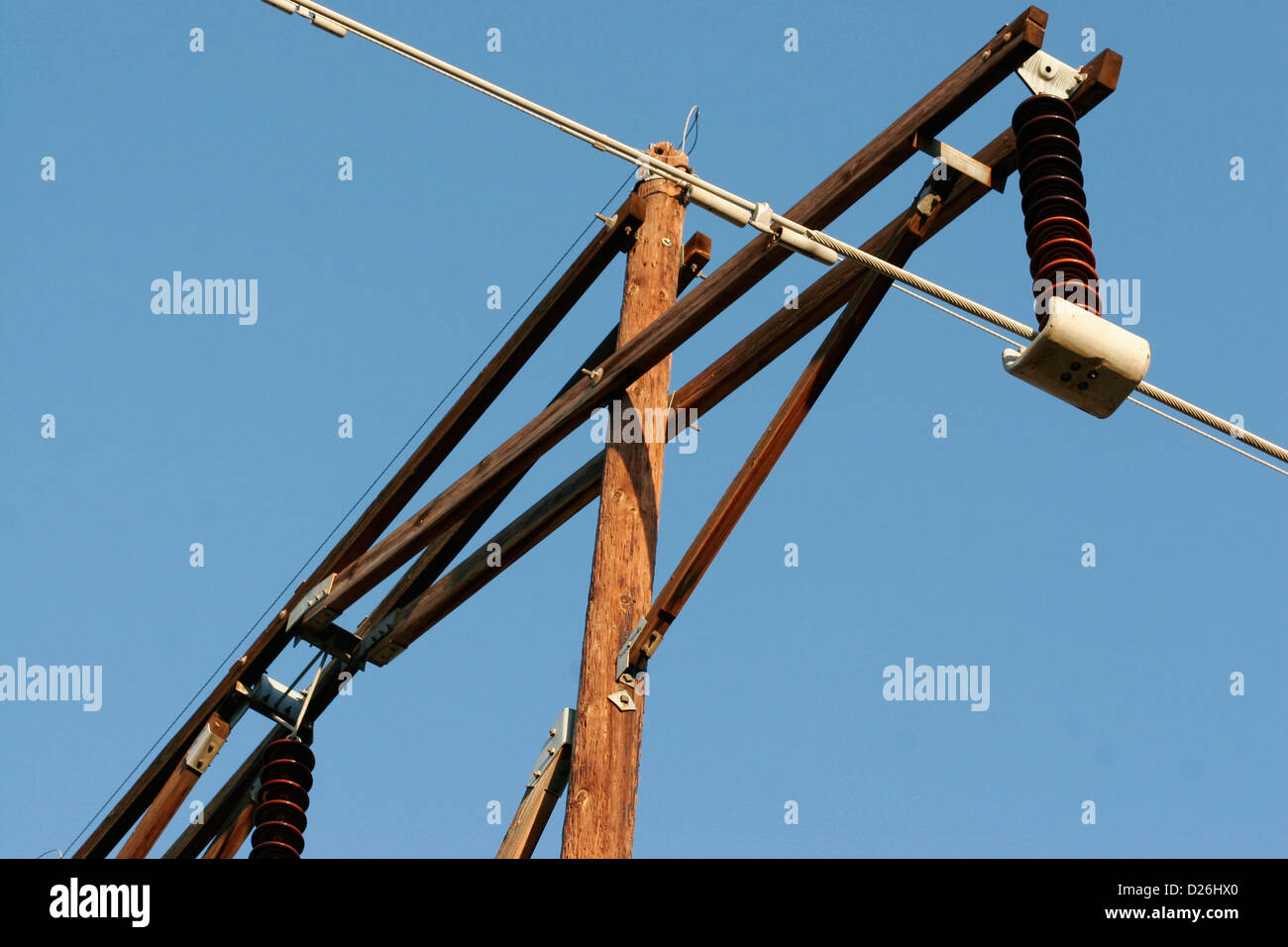 Porzellan isolator -Fotos und -Bildmaterial in hoher Auflösung – Alamy