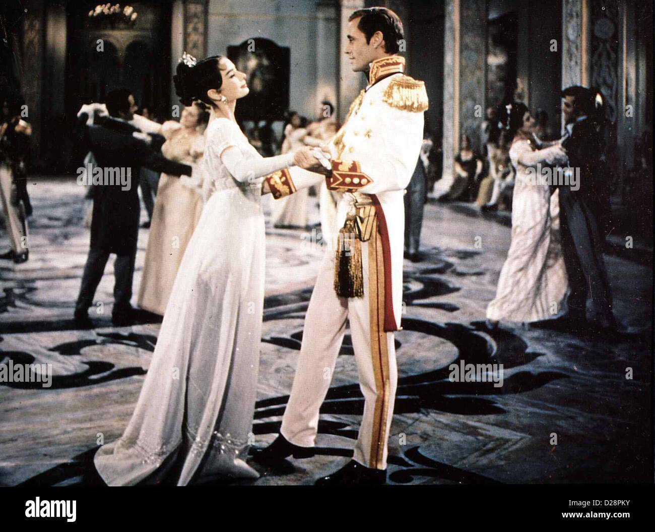 Krieg Und Frieden Krieg Frieden Audrey Hepburn, Mel Ferrer Als Prinz ...
