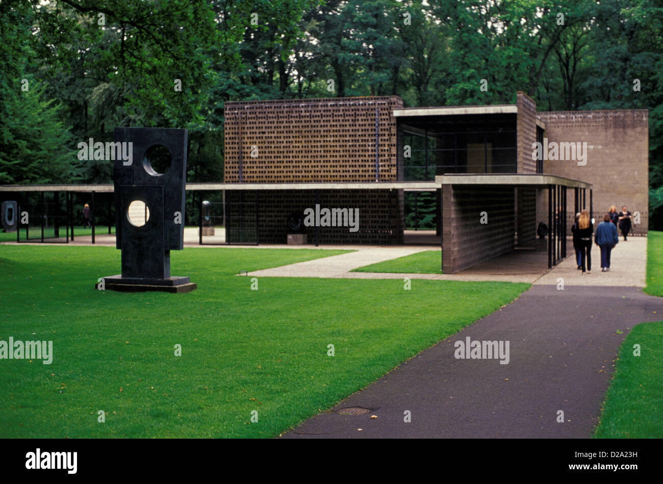 Muller museum -Fotos und -Bildmaterial in hoher Auflösung – Alamy