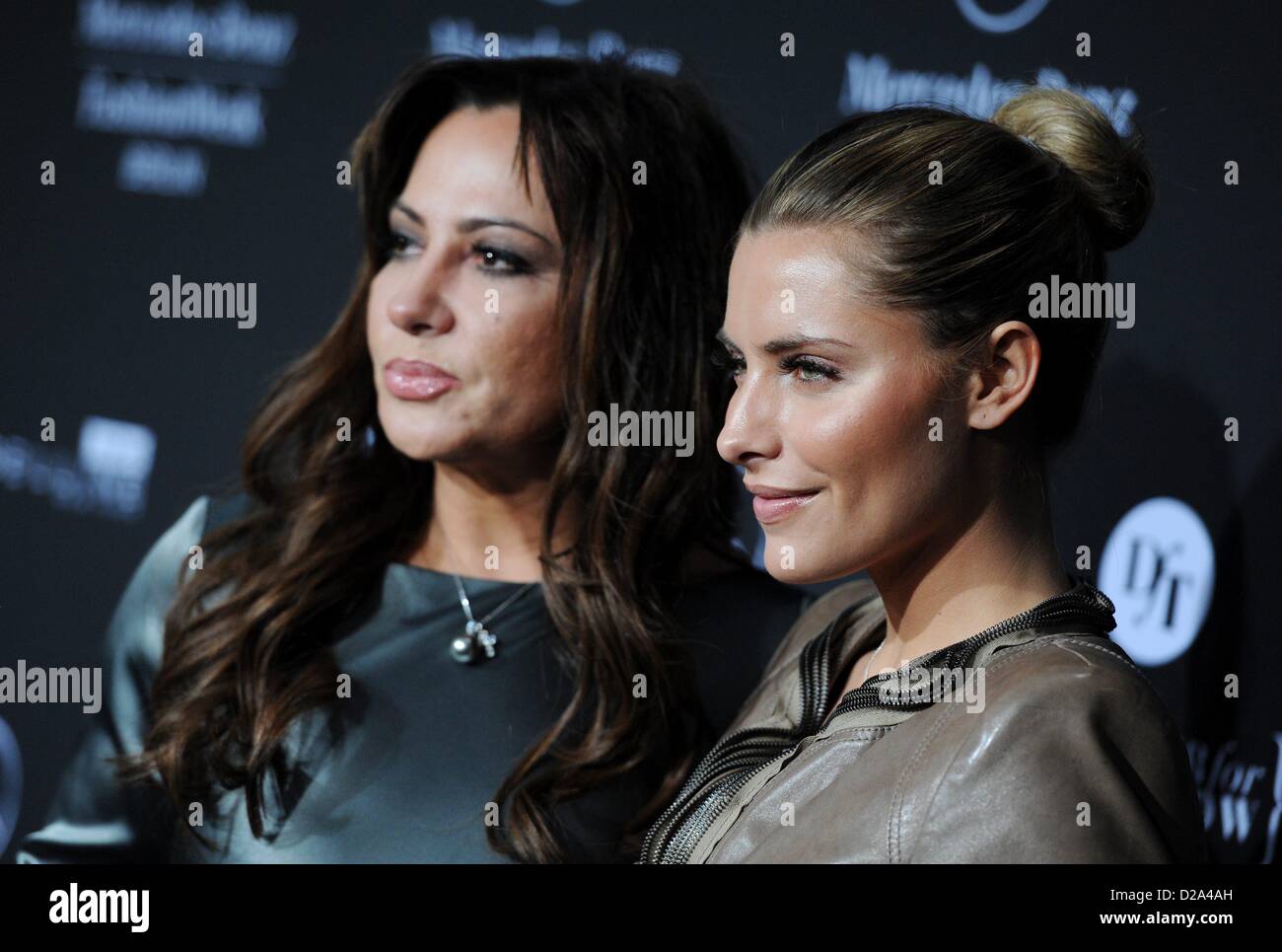 Simone thomalla and sophia thomalla -Fotos und -Bildmaterial in hoher ...