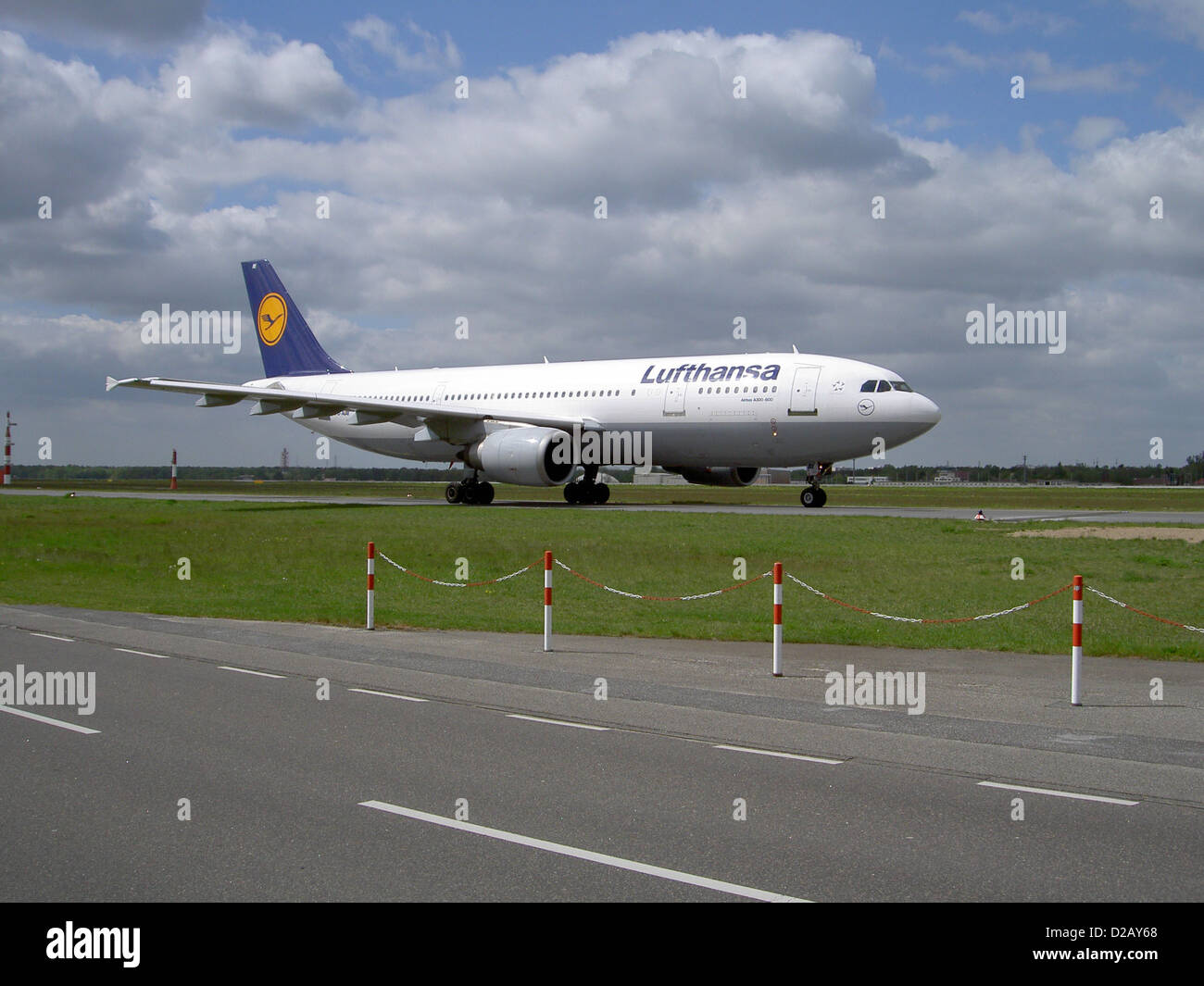 Airbus a300b4 605r -Fotos und -Bildmaterial in hoher Auflösung – Alamy