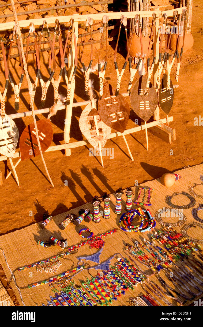 Shakaland Zulu Crafts Stockfotos und -bilder Kaufen - Alamy