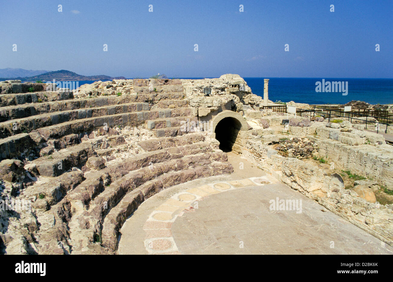 Sardinia cagliari roman amphitheatre -Fotos und -Bildmaterial in hoher ...
