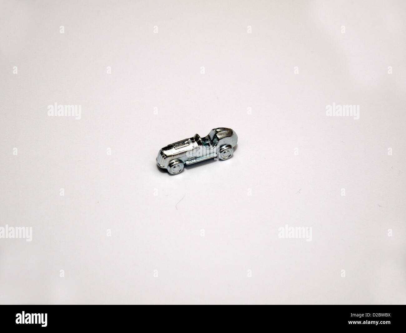 Monopoly game pieces -Fotos und -Bildmaterial in hoher Auflösung – Alamy