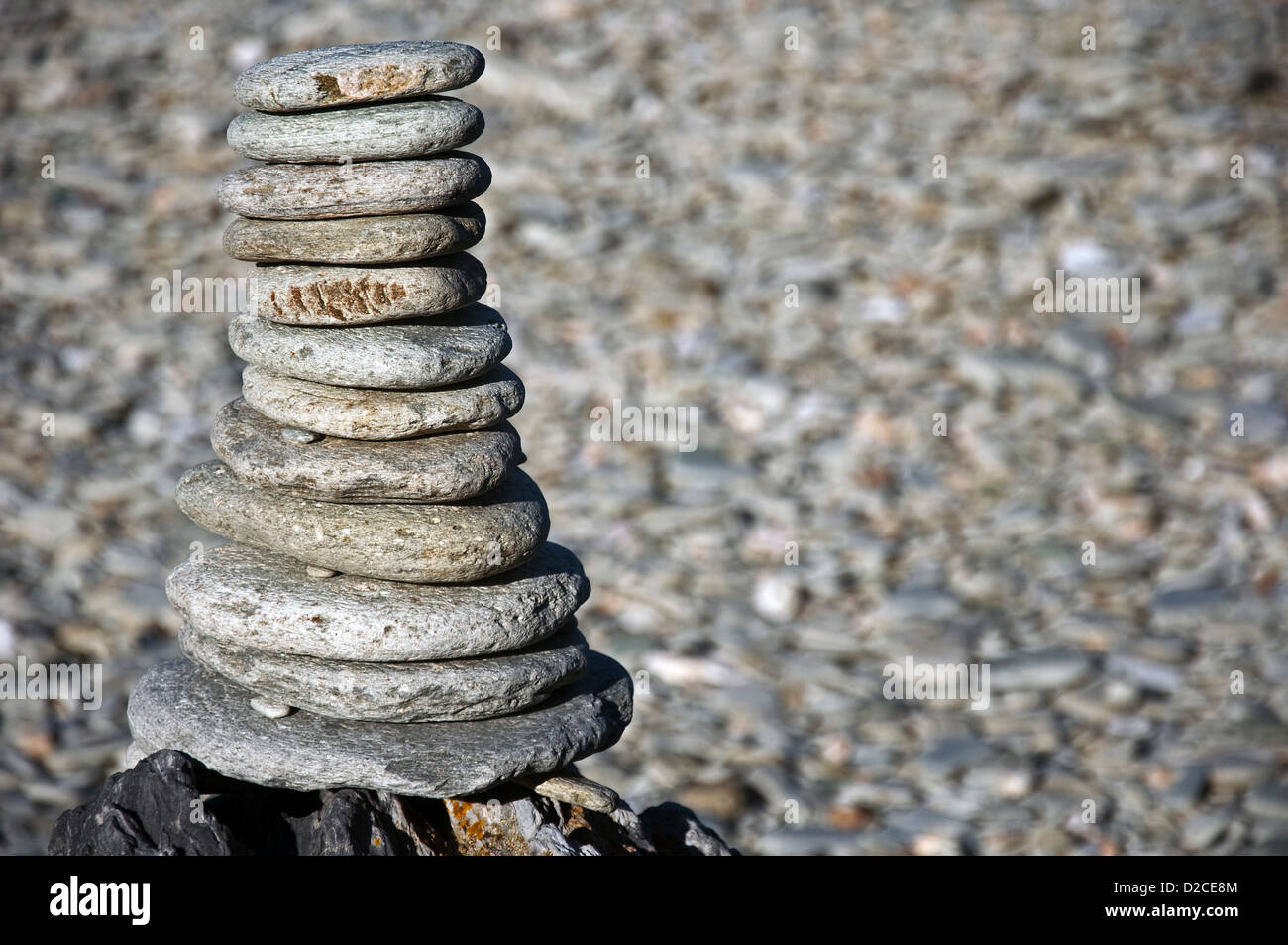 Zen kieselsteine -Fotos und -Bildmaterial in hoher Auflösung – Alamy