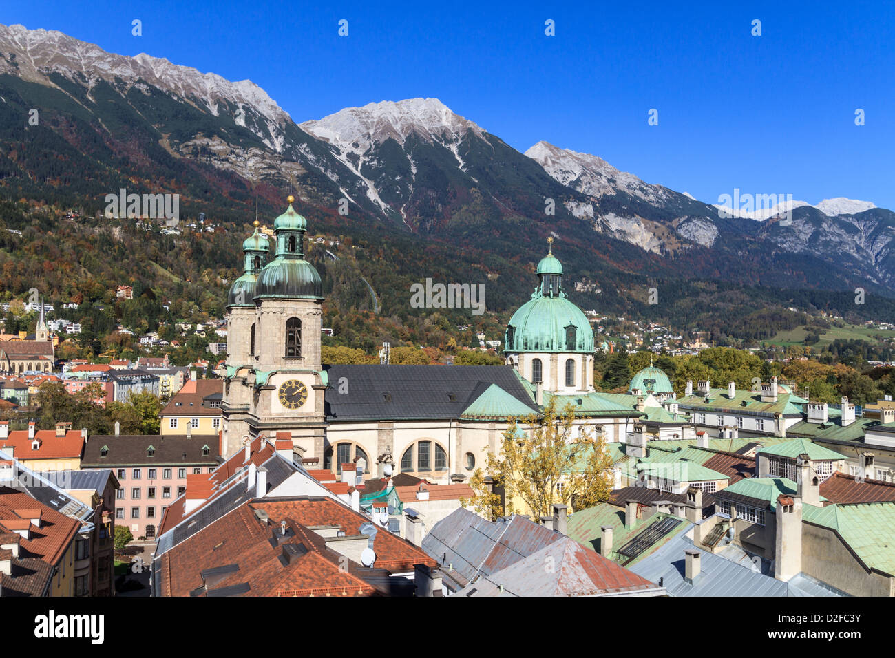 Innsbruck city tower -Fotos und -Bildmaterial in hoher Auflösung – Alamy