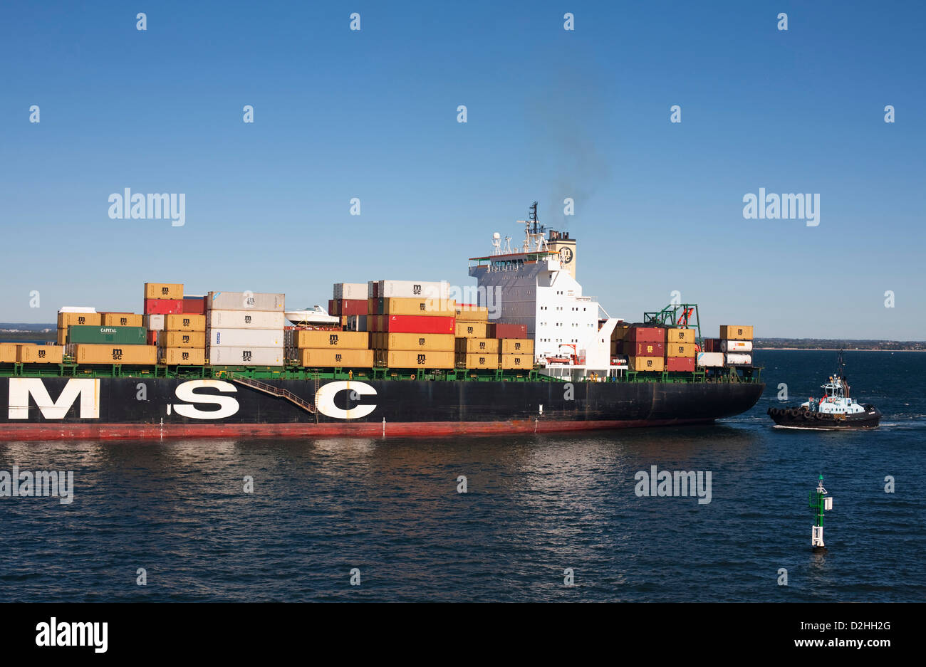 Containerschiff MSC Suez, ausgehend von Port Botany mit Hilfe der ...
